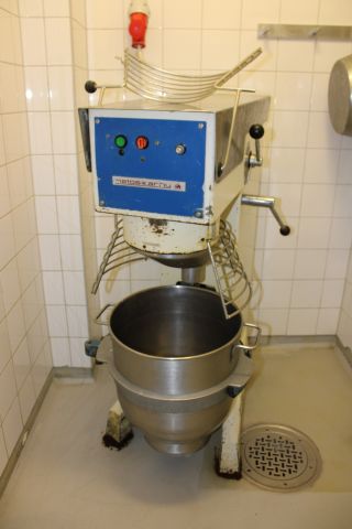 Dough mixer Metos R40 with accessories - PS Auction - We value the ...