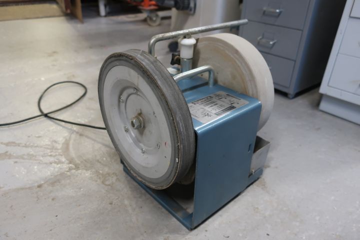 Combi grinder, TORMEK SA-250 - PS Auction - We value the future ...