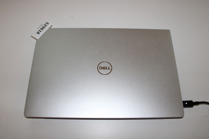 Dell Laptop XPS P82G -18 - PS Auction - We value the future - Largest ...