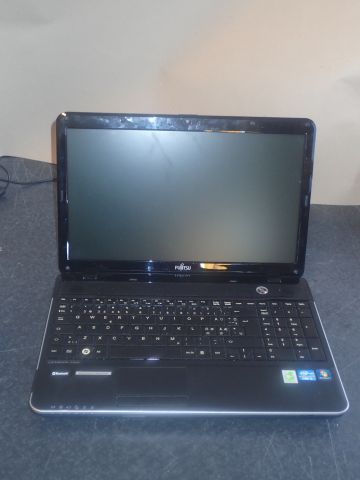 Fujitsu Lifebook A Series Laptop - PS Auction - We value the future ...