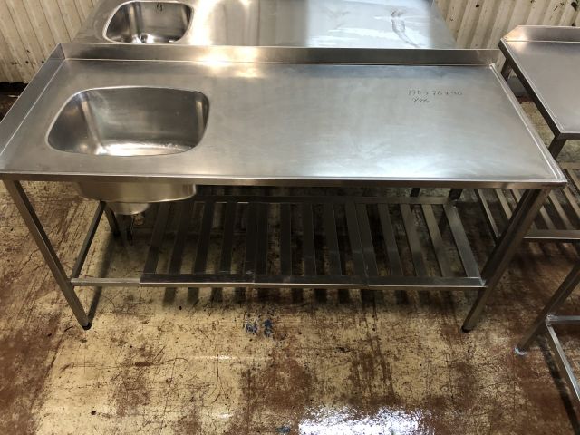 Rostfri diskbänk med stor ho, stor sil, kulventil, gallerunderhylla ...