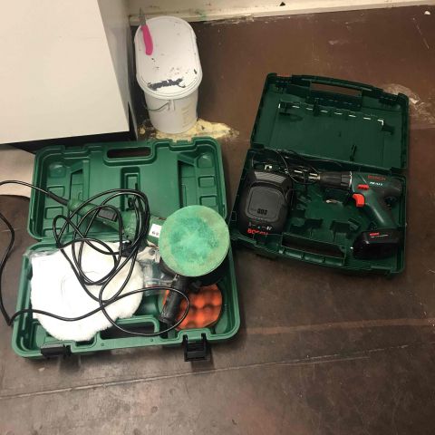 Polermaskin Turtle Wax, batteriskruvdragare Bosch - PS Auction - We ...