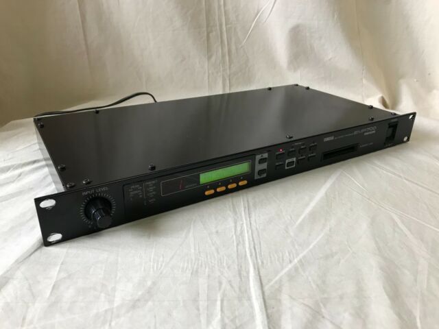 Yamaha EMP 700 Multi-effect - PS Auction - We value the future - Largest in net auctions