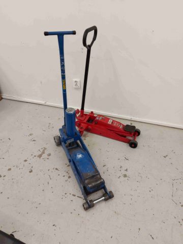 Workshop jacks 2 pcs - PS Auction - We value the future - Largest in ...