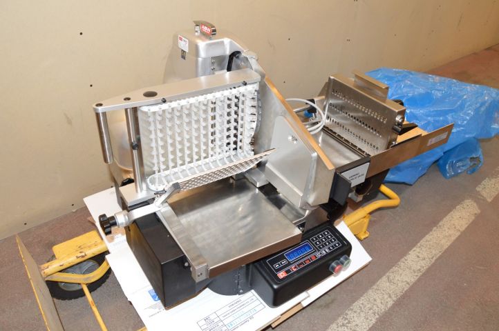 Cutting machine DEKO 834 EPB Stacker "New condition" - PS Auction - We ...