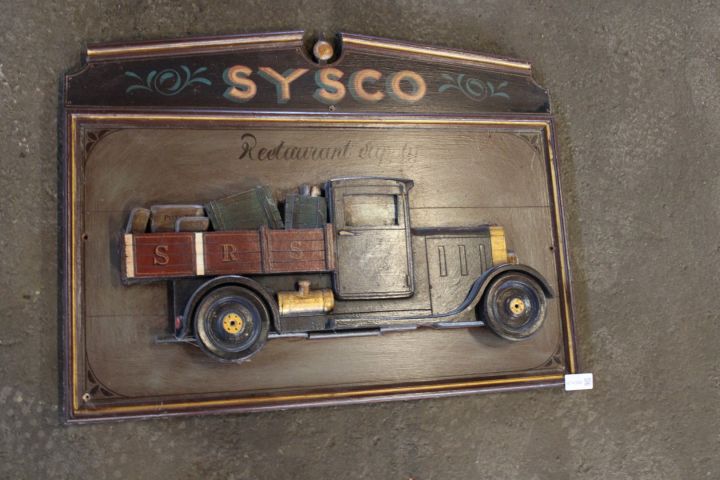 Tavla i trä med äldre lastbil som motiv (82x62cm) - Auktioner online ...