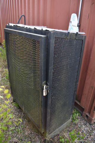 Mech / grille cabinet - PS Auction - We value the future - Largest in ...