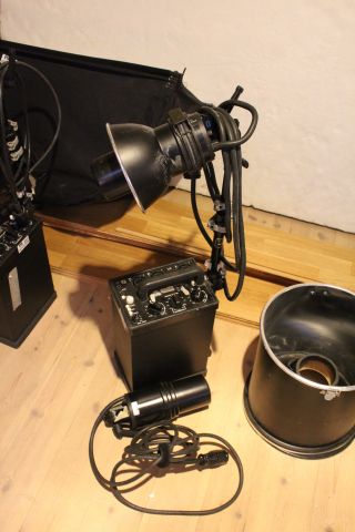 Studio Flash, Profoto PRO 6 2400 Freeze - PS Auction - We value the ...