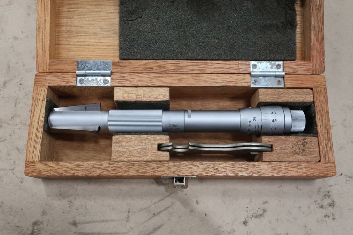 Angular Micrometer Mitutoyo 10-20 ° - PS Auction - We value the future ...