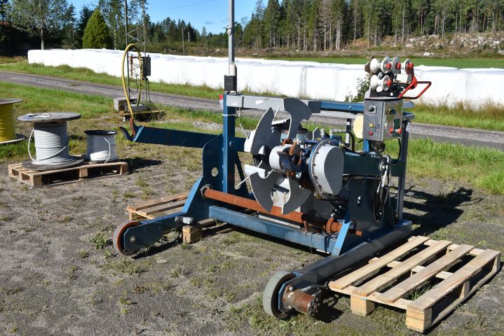 Motor-driven cable reel - PS Auction - We value the future - Largest in ...