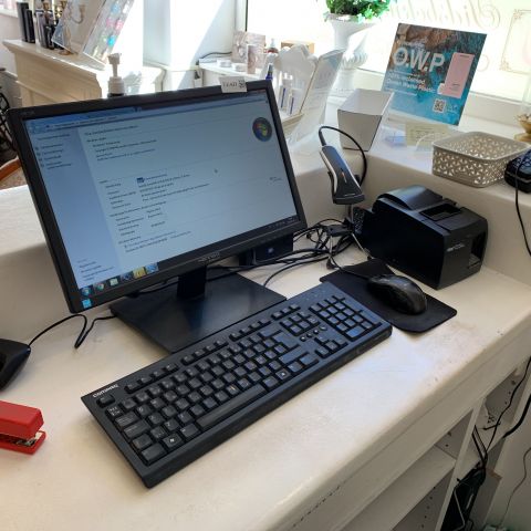 Fujitsu desktop / cash register system with cash drawer, receipt ...