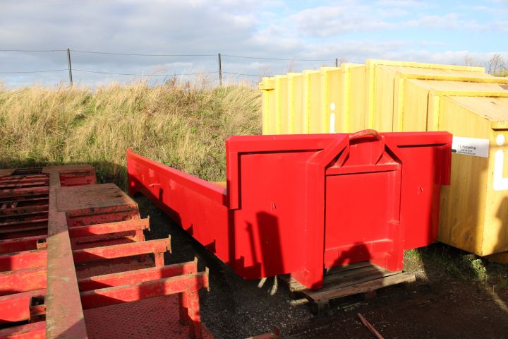 Dozer body, demountable body - PS Auction - We value the future ...