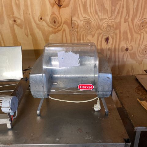 Berkel - Meat Tenderizer 703 - PS Auction - We value the future ...