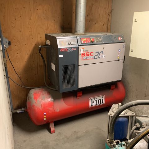 Compressor Fini BSC 20 with air dryer and tank - PS Auction - We value ...