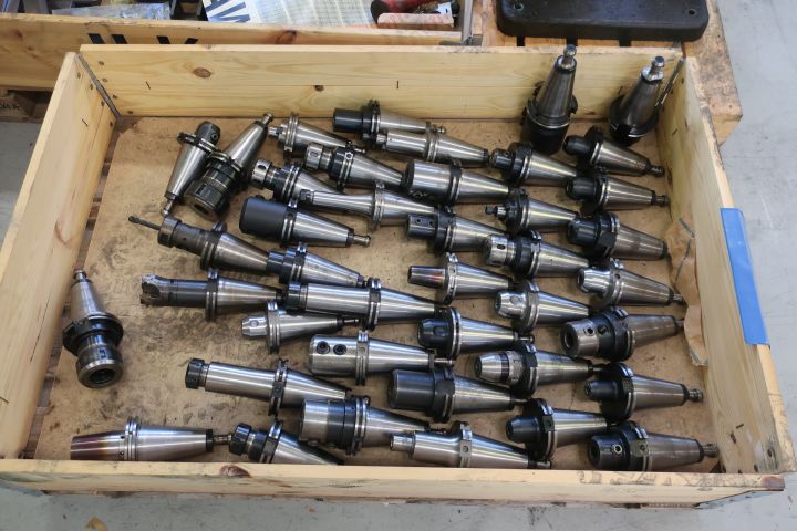 About 40 tool holders SK50, with Toolfix holder - PS Auction - We value ...