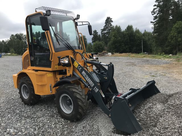 Wheel loader Multiloader L18 with implements 2019 - PS Auction - We ...