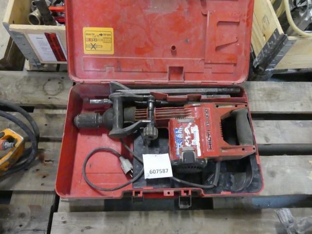Car engine Hilti TP800 - PS Auction - We value the future - Largest in ...