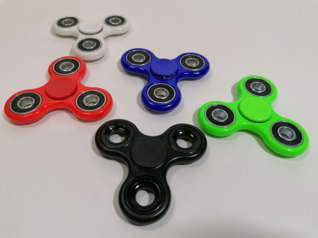 Finger spinners, 100 pcs - PS Auction - We value the future - Largest ...