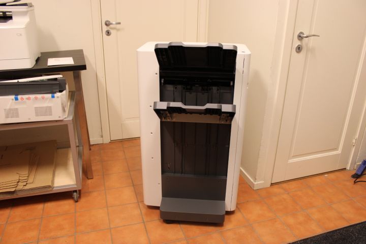 HP LaserJet Finisher (Extra pappersfack) #2 - Auktioner online ...