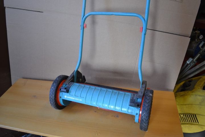 Hand mower Gardena - PS Auction - We value the future - Largest in net ...