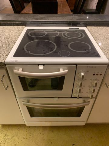Spis med två ugnar Electrolux - Auktioner online - Nätauktioner ...