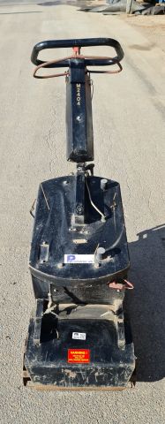 ADC cutter M2404 Cutter for weeds and gravel - PS Auction - We value ...