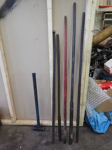 Skewer and Sledgehammer - PS Auction - We value the future - Largest in ...