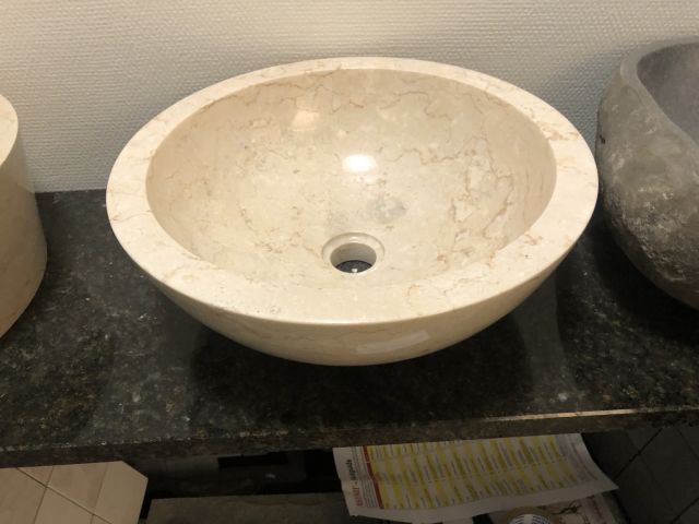 Handfat i sten - D40x15cm - Auktioner online - Nätauktioner ...