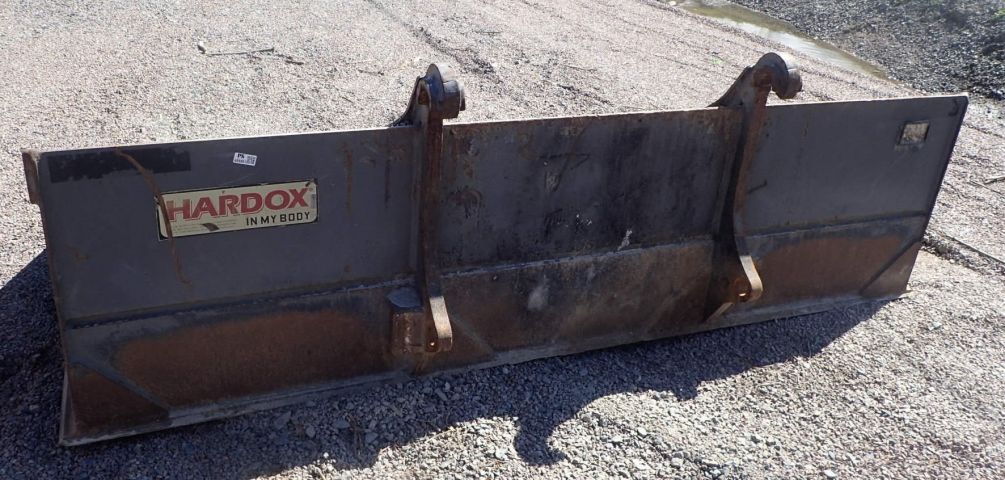 Hardox leveling bucket - PS Auction - We value the future - Largest in ...