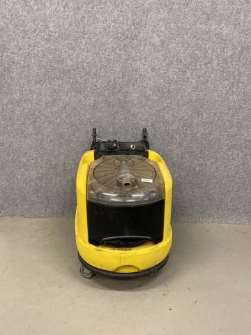 Furniture and Carpet Cleaning Kärcher Puzzi 400 - PS Auction - We value ...