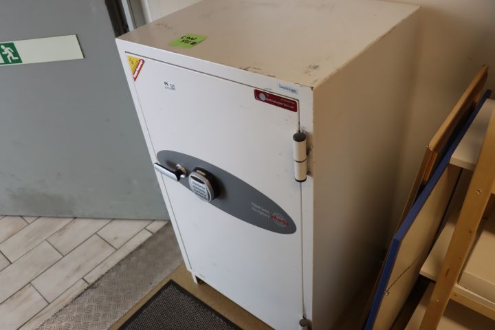Säkerhetsskåp Phoenix FS0440 - Auktioner online - Nätauktioner ...