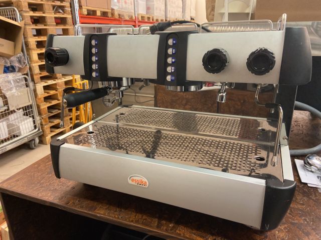 Espressomaskin Conti Essika 2-gruppers -2013 - Auktioner online ...