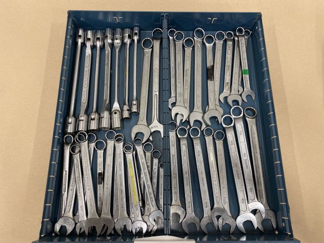 Fixed keys & hinge keys inch - PS Auction - We value the future ...