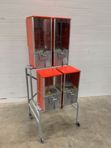 Gift vending machines - PS Auction - We value the future - Largest in ...