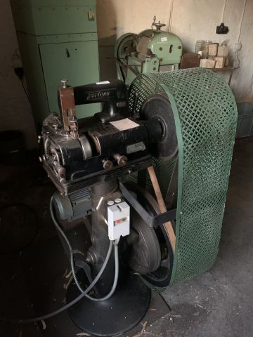 Shoe sewing machine, Fortuna - PS Auction - We value the future ...