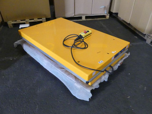 Lifting table Silverstone 1000kg - PS Auction - We value the future ...