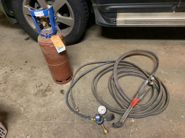 Cutting torch with tube AGA X21 - PS Auction - We value the future ...