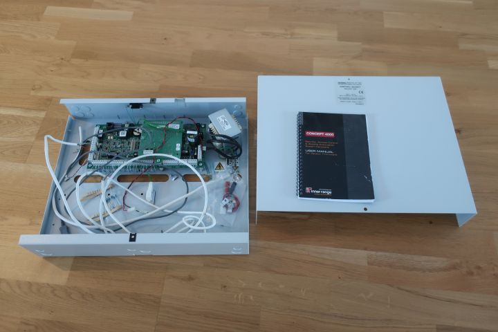 Alarm center, Concept 4000 / Galaxy 520 - PS Auction - We value the ...