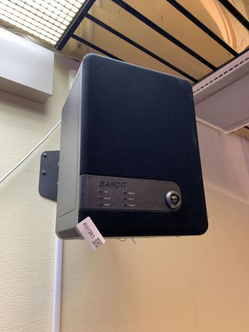 Anti-theft smoke generator Bandit 240 DB - PS Auction - We value the ...