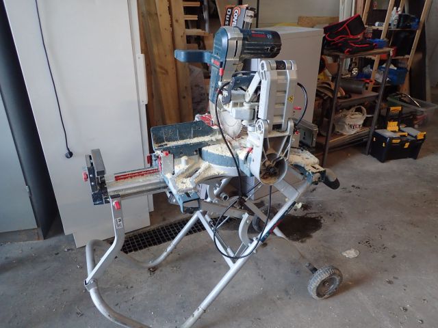 Bosch cap / saw - PS Auction - We value the future - Largest in net ...