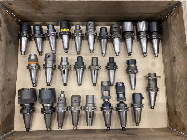 Tool holder ISO40 (changer) - PS Auction - We value the future ...