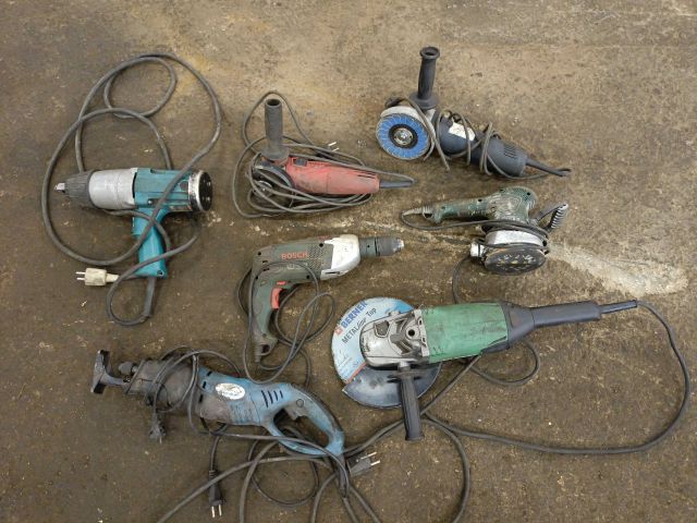 Hand machines - PS Auction - We value the future - Largest in net auctions