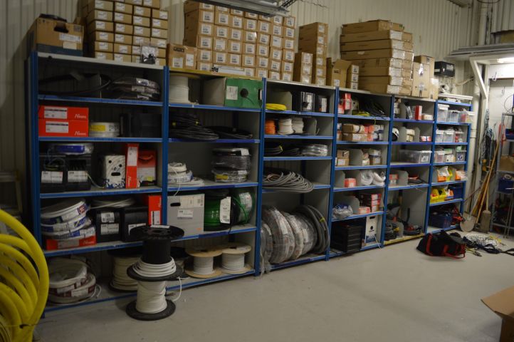 Shelves with electrical material - PS Auction - We value the future ...