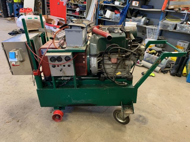 Elverk diesel-powered Mecc Alte Spa 11kW - PS Auction - We value the ...