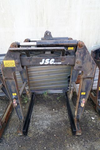 JSC Blockgrip with hydraulic rotation - PS Auction - We value the ...