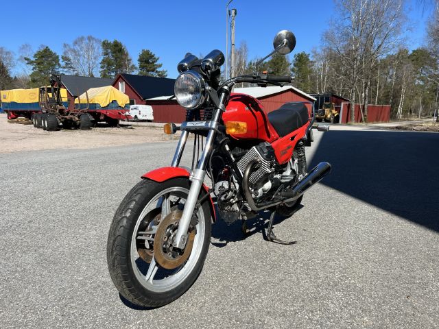 Moto Guzzi 750 Strada -1994 renovation object - PS Auction - We value ...