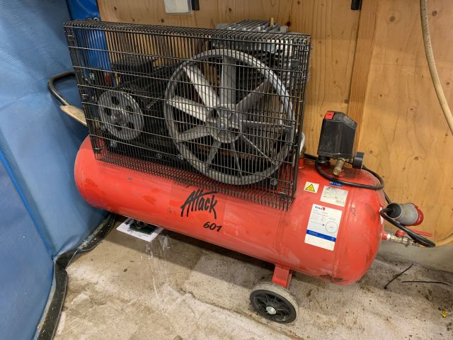 Compressor Fiac Attack 601 - 150 liters - PS Auction - We value the ...