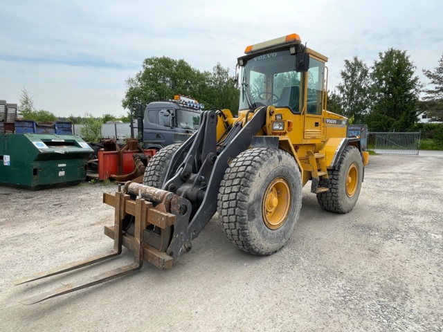 Wheel loader Volvo L70B, 1994 - PS Auction - We value the future ...