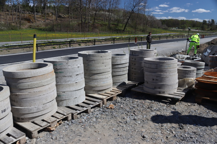 Accessories concrete wells - PS Auction - We value the future - Largest ...