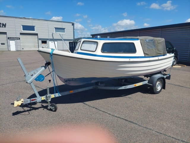 Cresent 505 HT -74 with engine Suzuki 20 ML -96 & boat trailer - PS ...